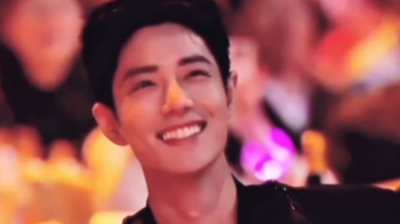 Oh my god!!! Zhan Zhan’s smile is divine, it melts my heart!!! Sitting ...