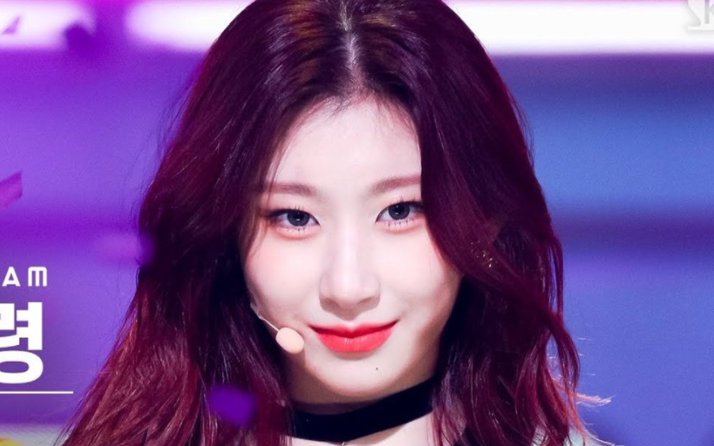 ITZY “LOCO” 210926 Inkigayo Comeback Stage - BiliBili