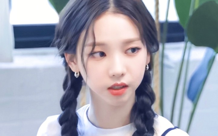 Neighborhood twin braids: Ryu Ji-min—how could anyone not fall for such ...