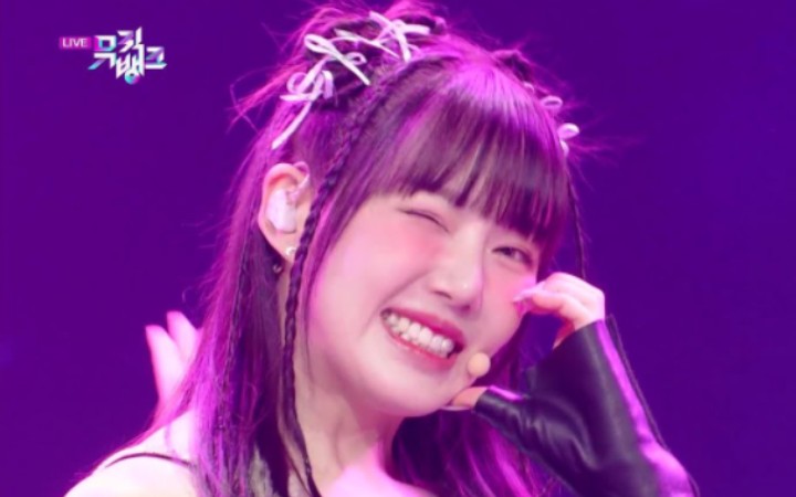 [Jeong Ye-rin] 230825 Eun-kyung’s Bambambam Stage! - BiliBili