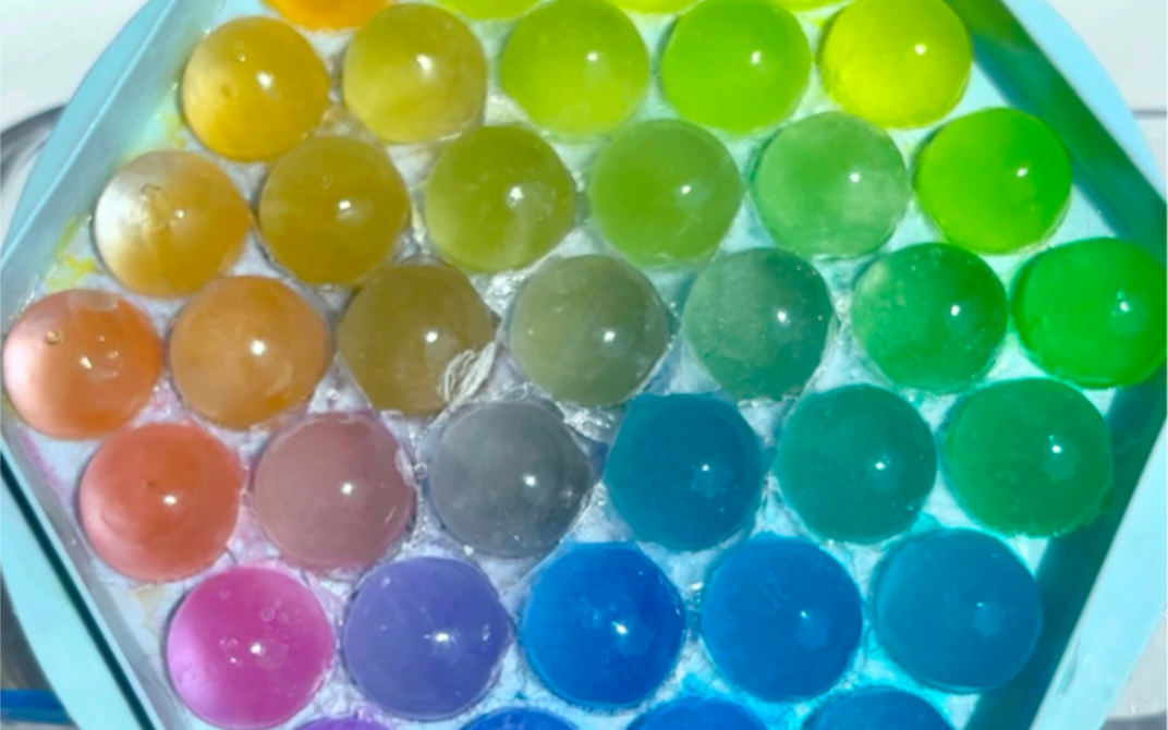 Time to unbox Bingbing! 🤪 Did you get here by kicking me, or did you ...