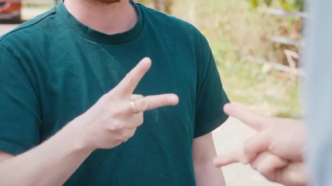 [Lowbrow] Rock-Paper-Scissors - BiliBili