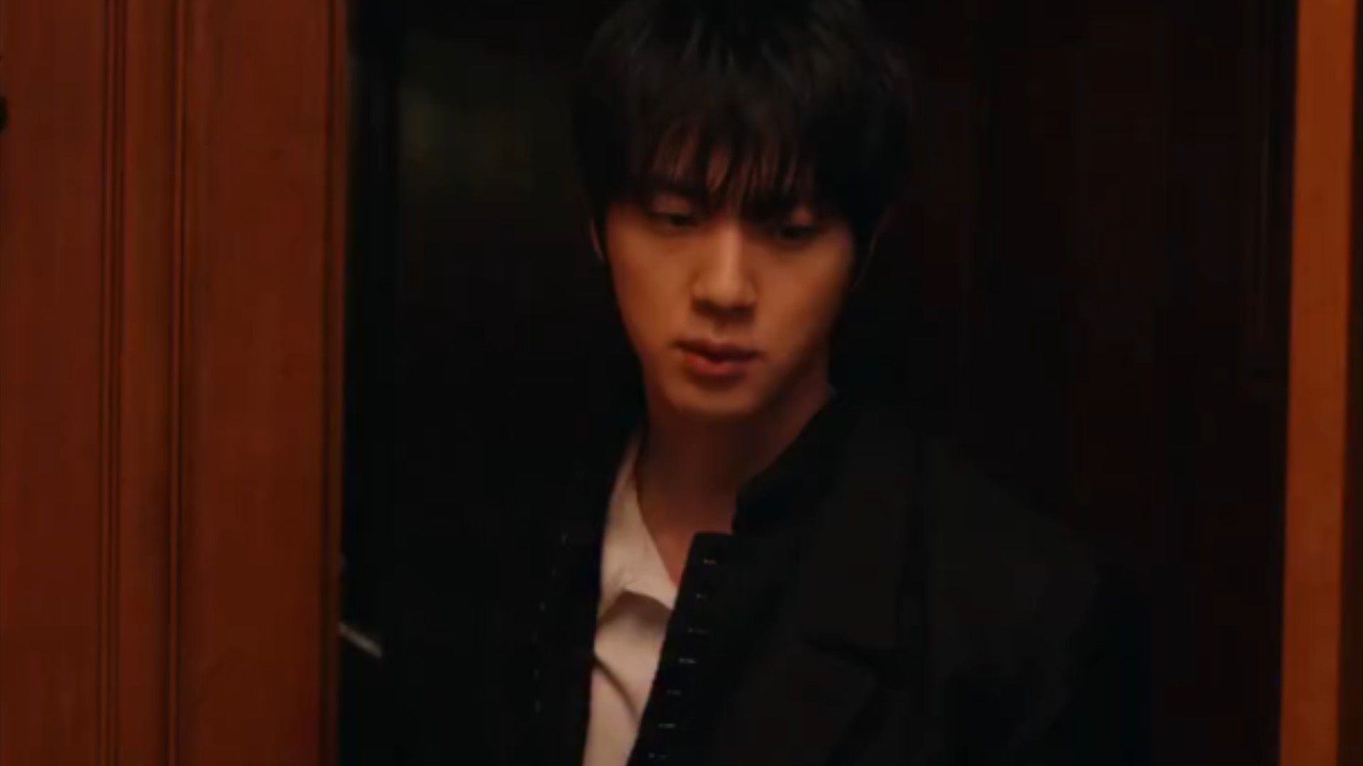 Swim Form BTS - BiliBili