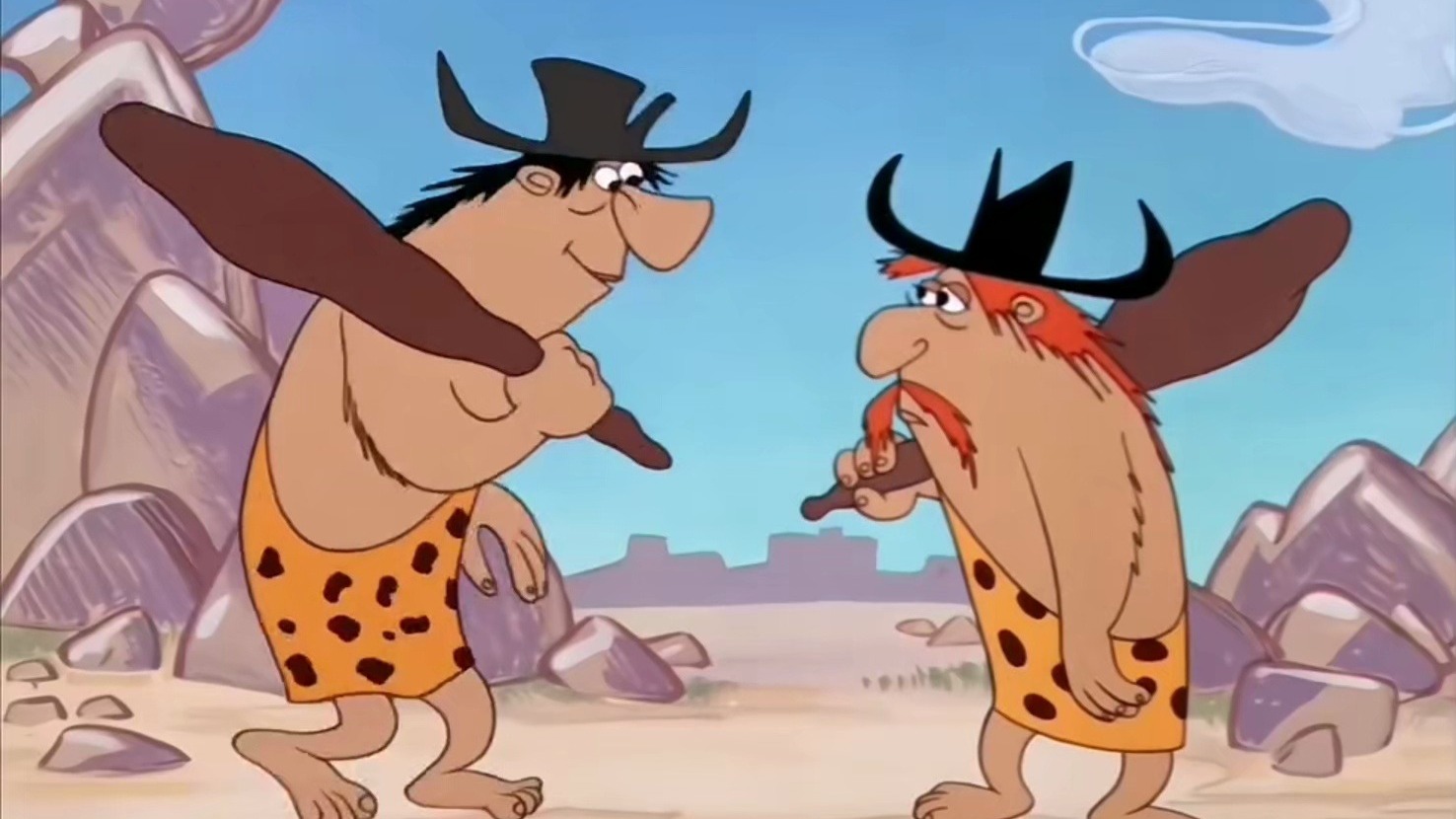 Have you ever seen such a crazy caveman? He grabs his wife barehanded ...