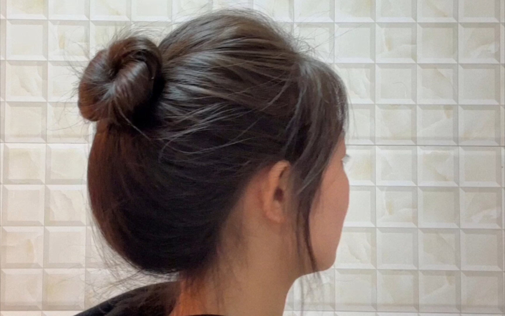Pro Tips for Tying a Topknot That Flatters Flat Heads ️The Ultimate ...