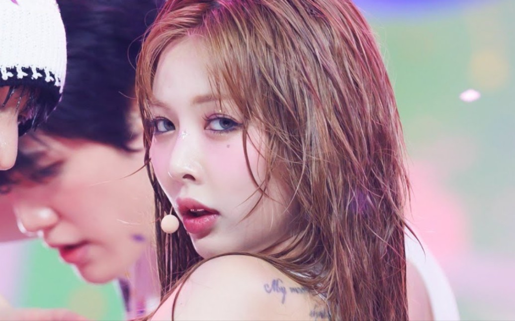 HyunA’s Only Comeback Stage! “Q&A” 240502 – First Live Performance ...