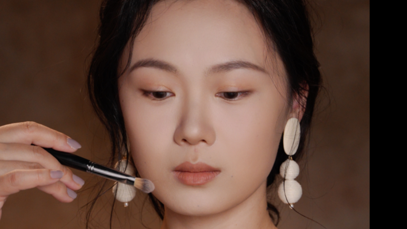 Infuse the beauty of clay into your makeup… A earthy, bone-structure ...