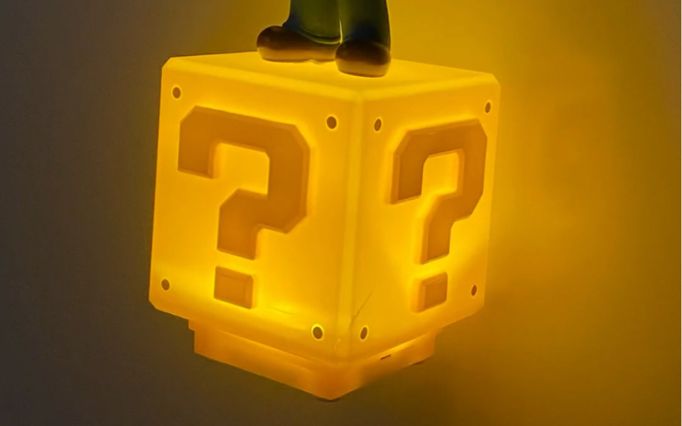 Lampu malam dari pacar gue keren banget! Plus efek suaranya bawa ...