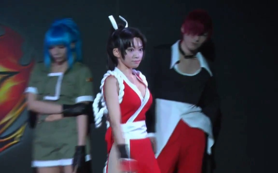 Peragaan Cosplay di Acara Live Game Seluler “The King of Fighters: All ...