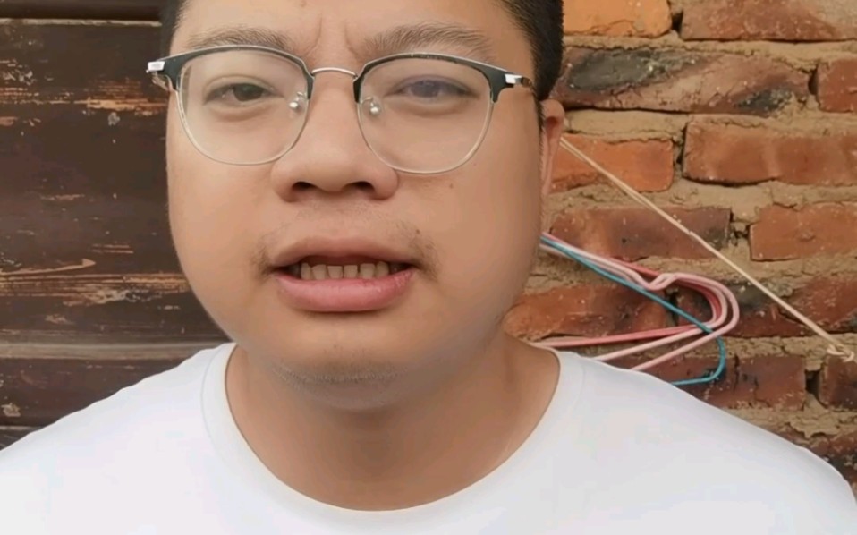 Sorry, this is what shows up as soon as I update. - BiliBili