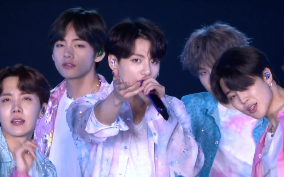[BTS] [Boy with Luv] Rose Bowl Concert (Chinese Subs) — With the Icarus ...