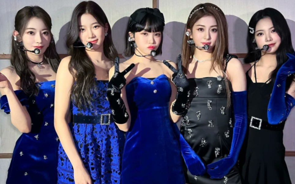 LE SSERAFIM Debut Track “FEARLESS” 221228 HD Stage - BiliBili