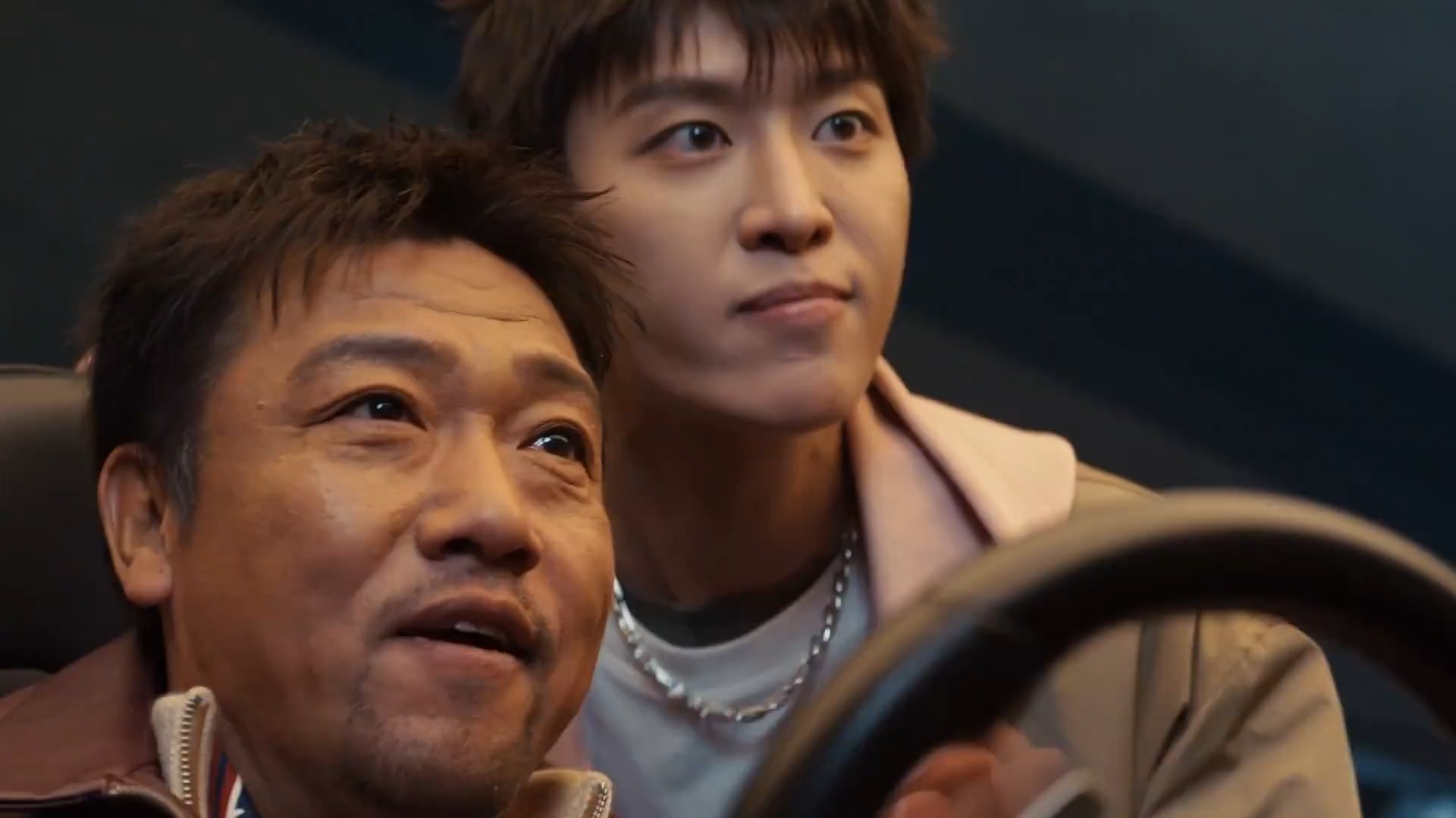 Jia Bing x Fan Chengcheng’s Hilarious New Ad! - BiliBili