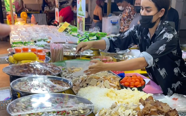 Thai Street Food: Hidden in the Market — All Things Can Be Raw ...