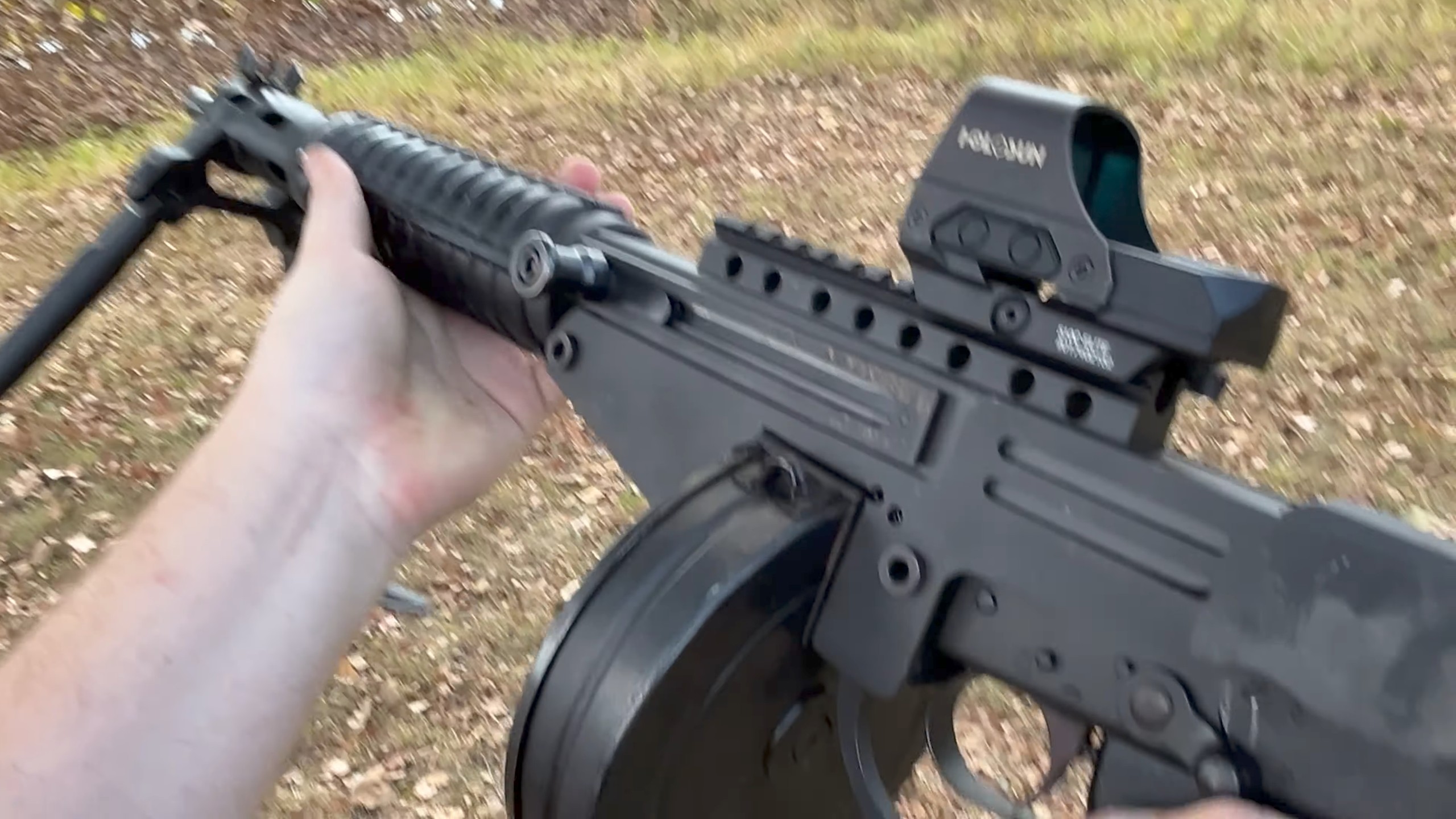 【4K】MPA971 Submachine Gun (What the heck is this thing?) First-Person ...