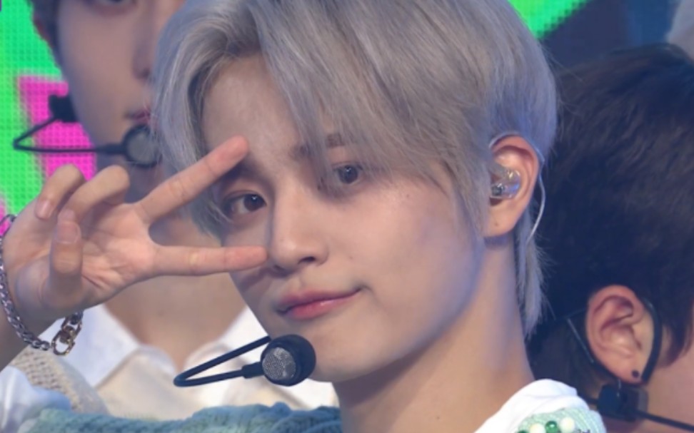 FANTASY BOYS’ debut song “NEW TOMORROW” — Debut Stage on September 27 ...