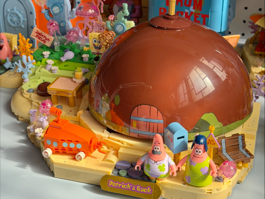 Wow! It’s Patrick Star’s stone house! - BiliBili