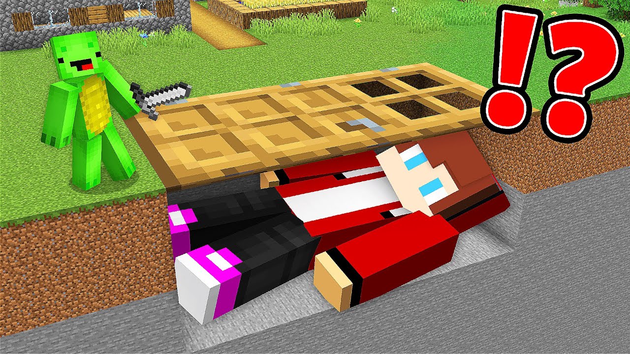 How JJ Hide Under the Big Door From Mikey in Minecraft? - BiliBili