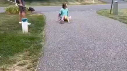 Strange things are about to appear on Google Maps again. - BiliBili