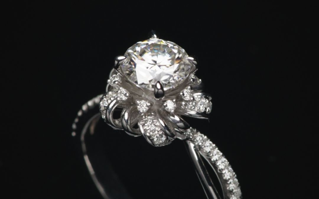 Blossoming Flower Diamond Ring - BiliBili