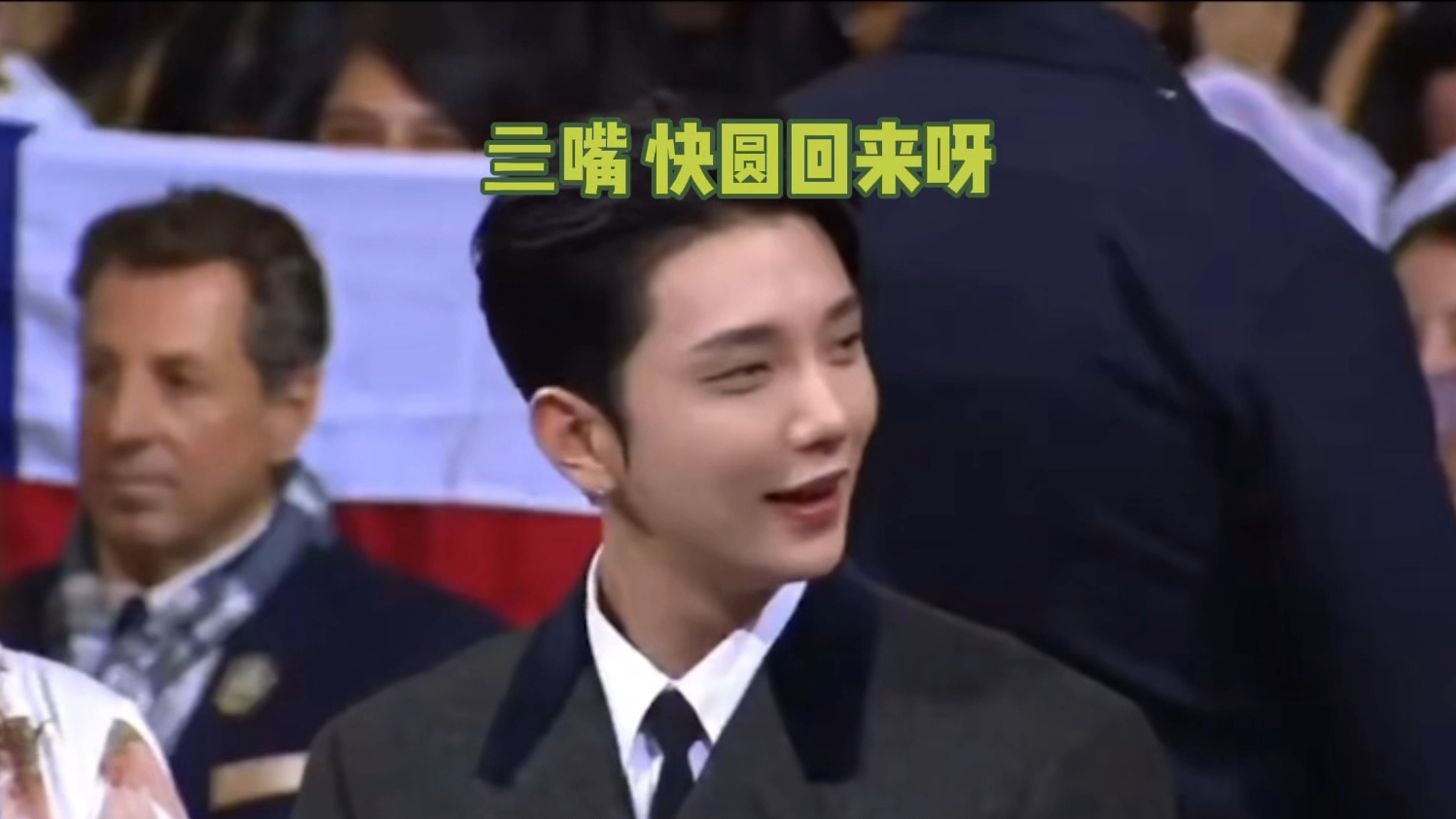 [Hong Jisoo] The Ultimate “Food Scatterer” at City Council Meetings ...