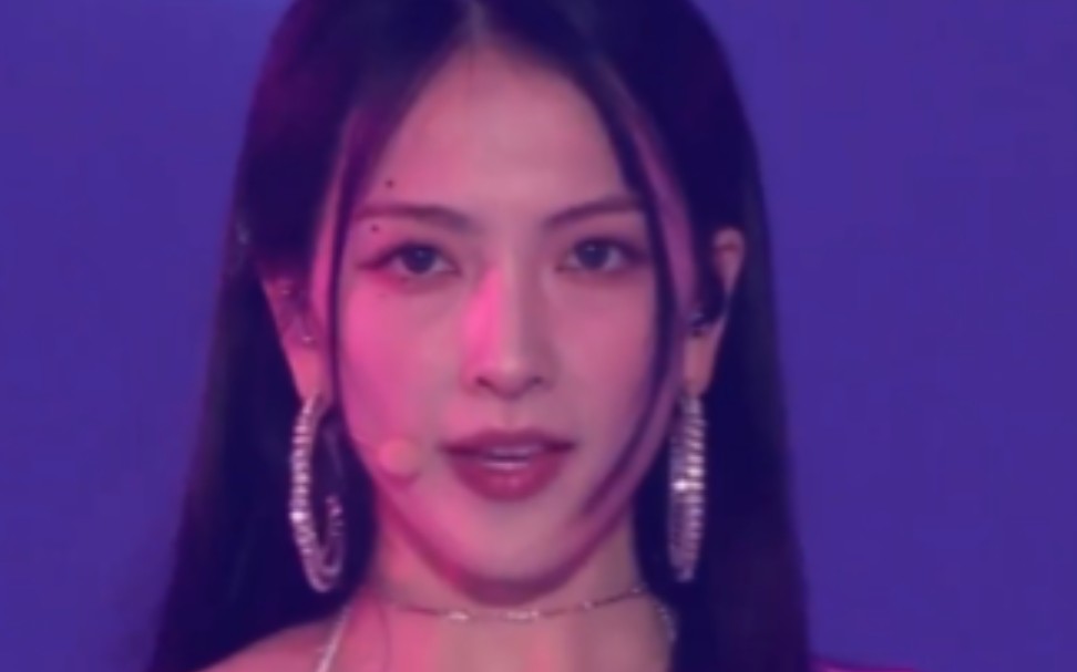 KARA’s 2nd-Gen Girl Group Debuts “WHEN I MOVE” on Stage for the First ...