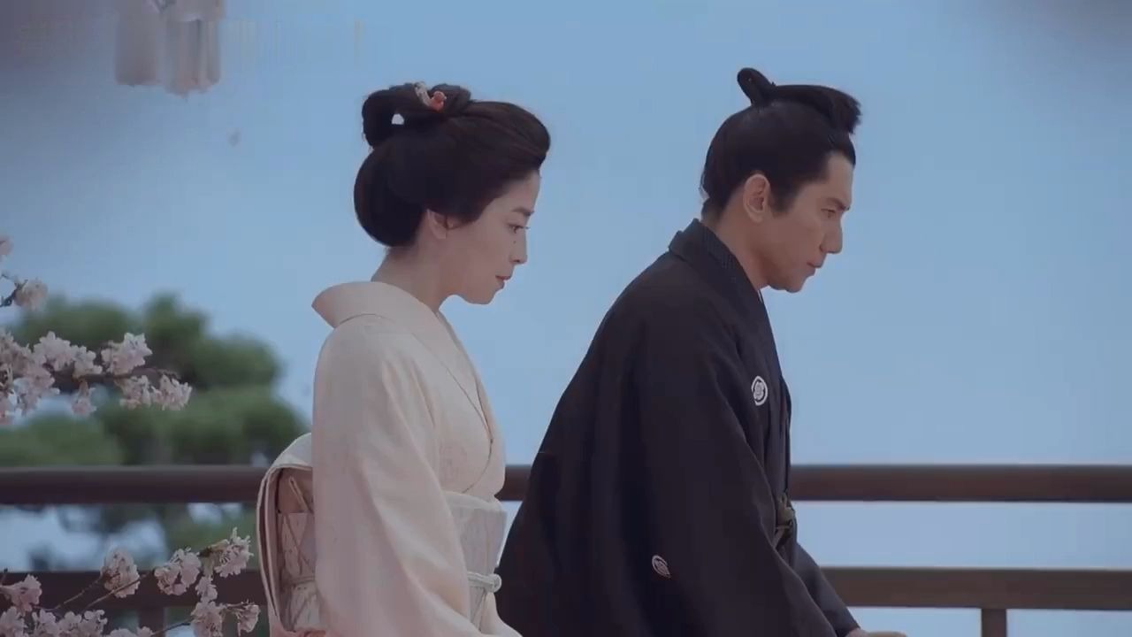Masahiro Motoki and Rie Miyazawa’s Japanese tea commercial is shot like ...