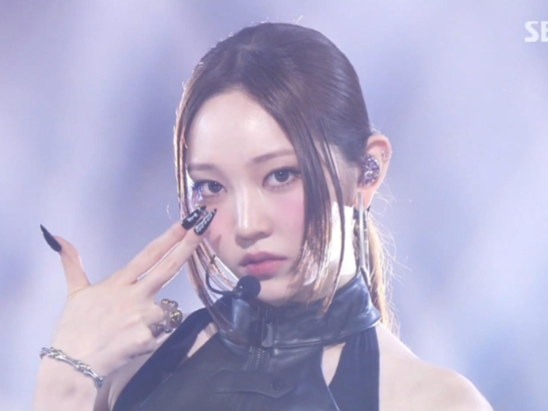 ALLDAY PROJECT Debut Track “FAMOUS” Music Show Stage | 250706 - BiliBili