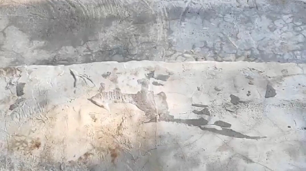 Pressure-Relieving Moment: Stairwell Bottle Roll Explosion! - BiliBili