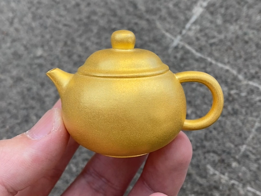 Meski meminjam lima ratus tahun lagi dari langit, tetap nggak bakal ...