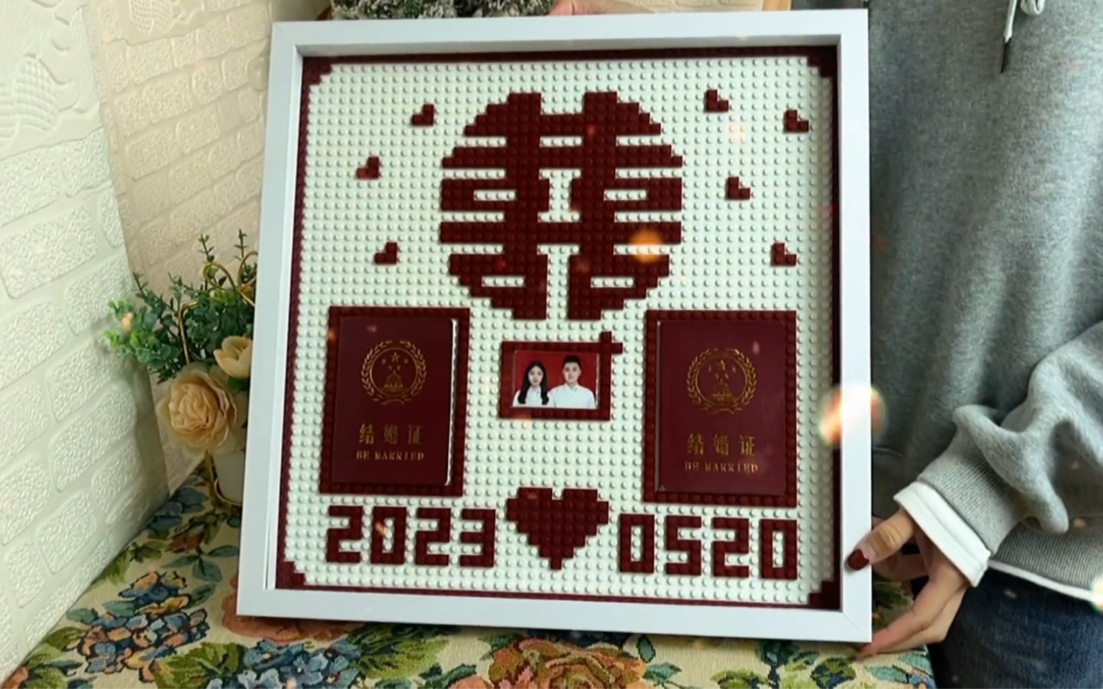 A DIY “囍”-shaped block photo frame—may my girl be blessed with endless ...