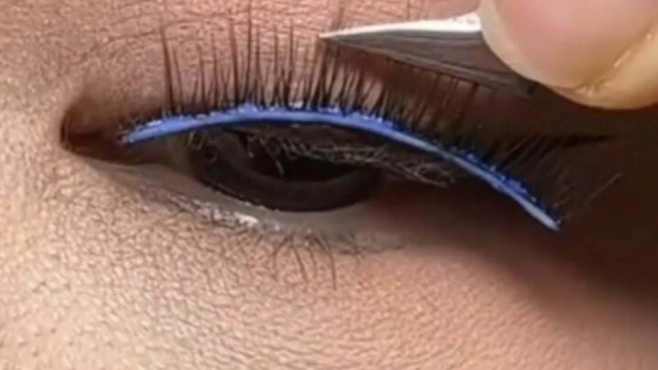 Fake Lashes That Instantly Create Naturally Beautiful Double Eyelids ...