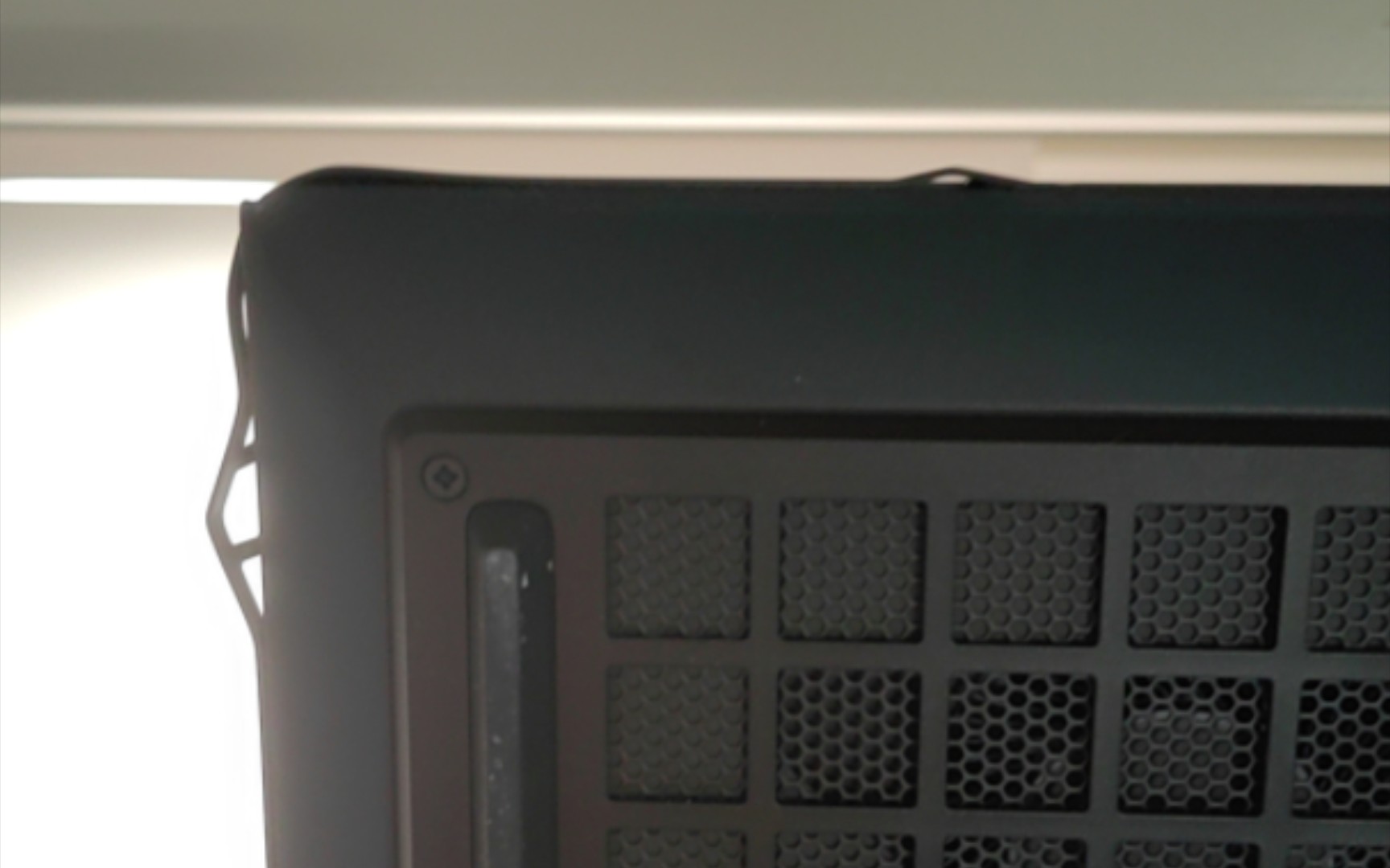 HP laptop bag—bought a 5-piece set for 99, and my laptop got smashed ...