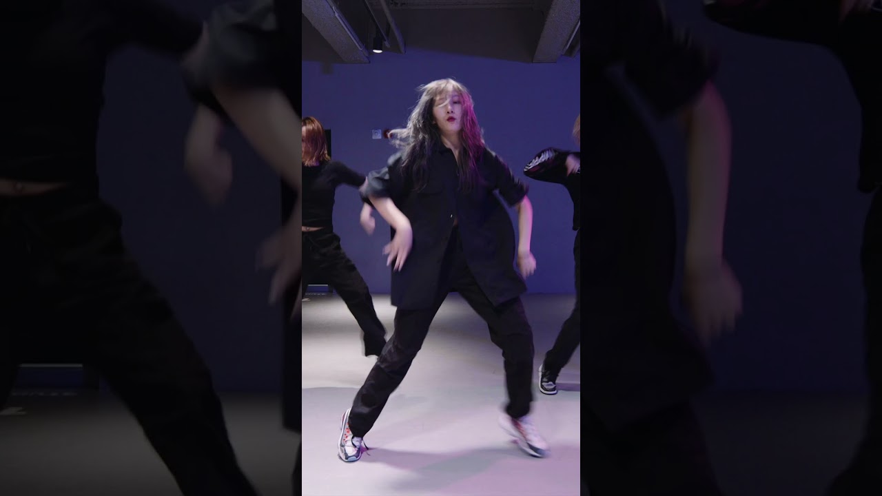 I'm a little monster😈 #woonha #choreography - BiliBili